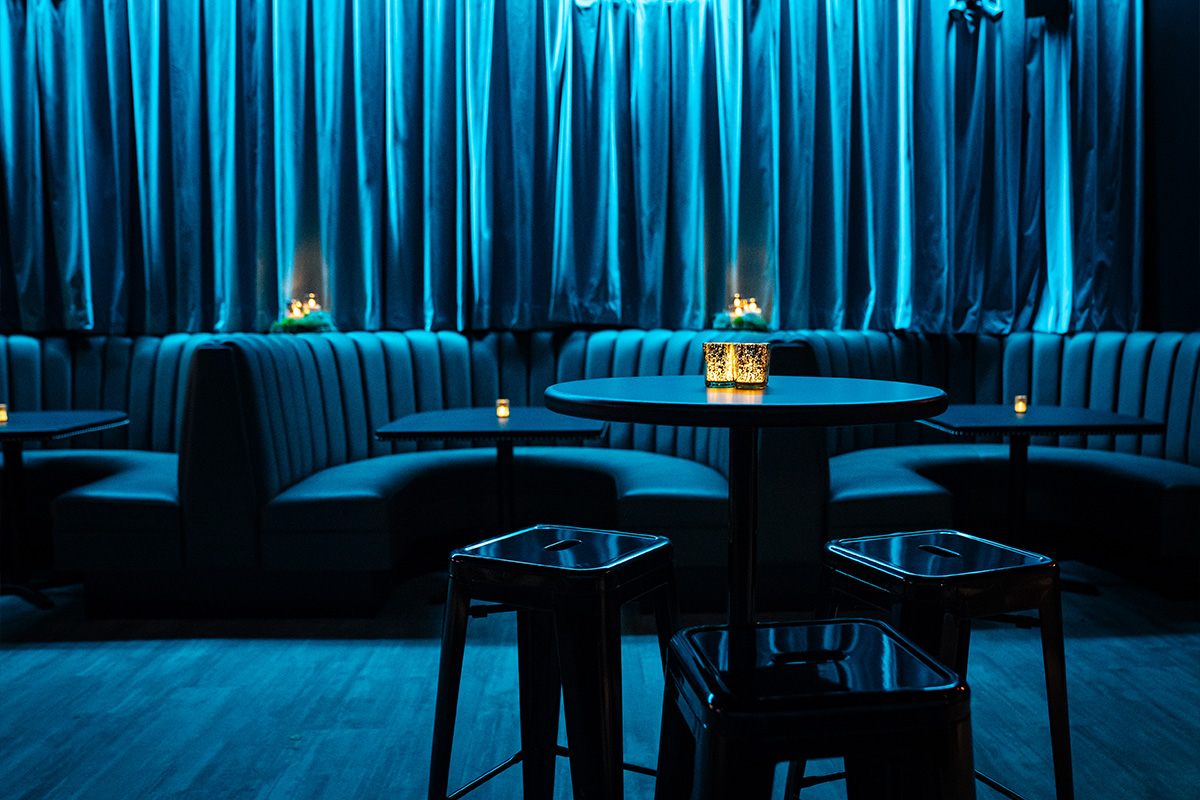 Looking Glass Lounge | The Bellwether
